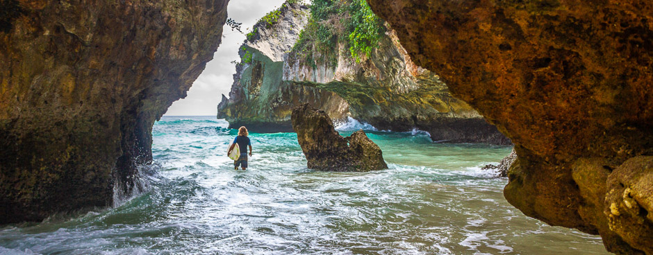 Surfing Uluwatu: The Ultimate Guide • Padang Padang Surf Camp