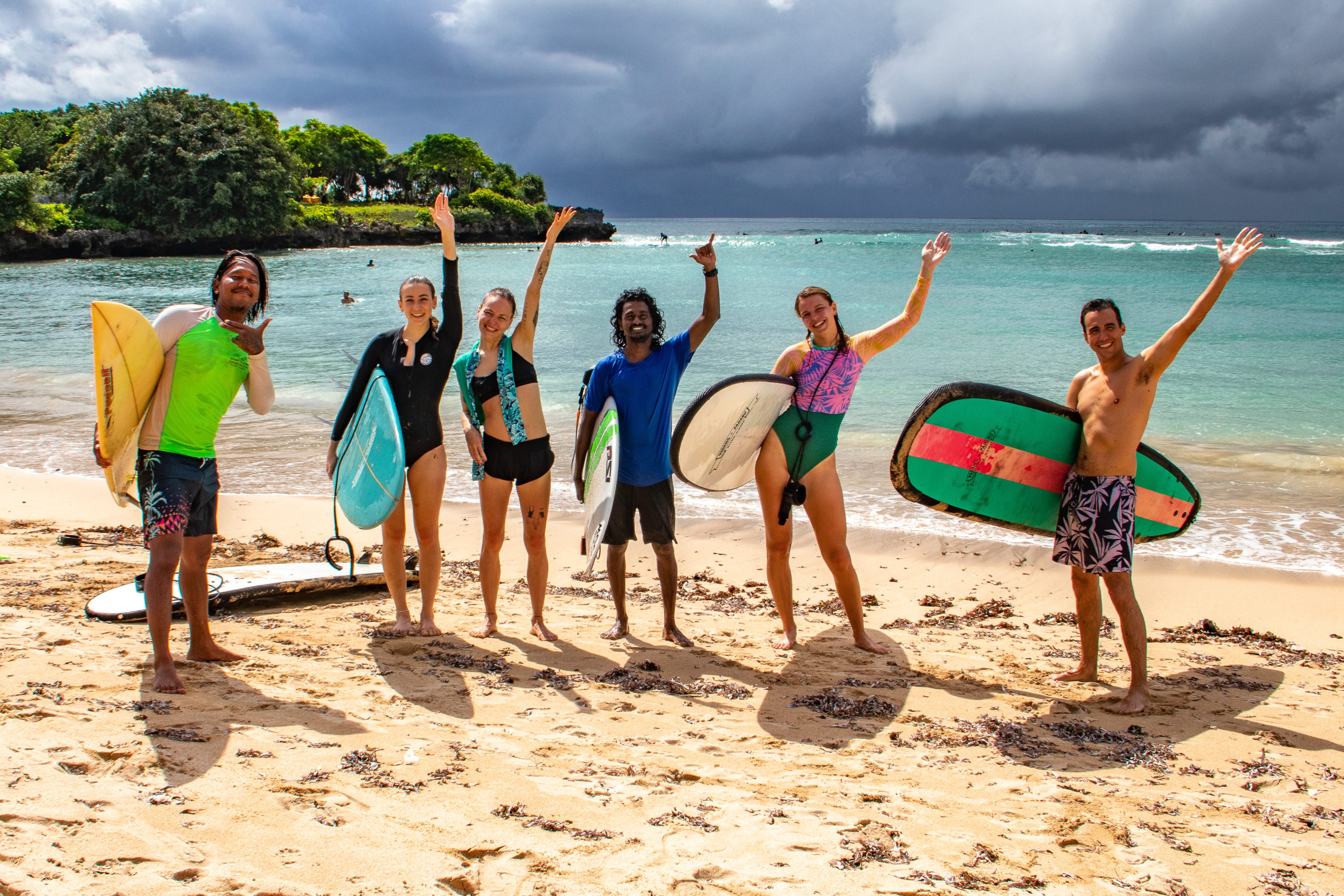 Why Bali is the Perfect Holiday Destination for Beginner Surfers ...